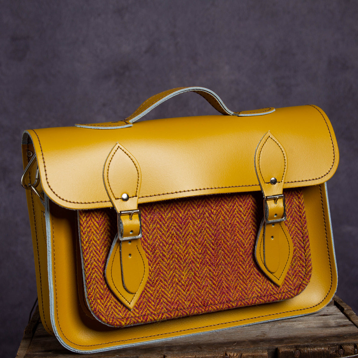 Small Satchels – Harris tweed Carloway Mill