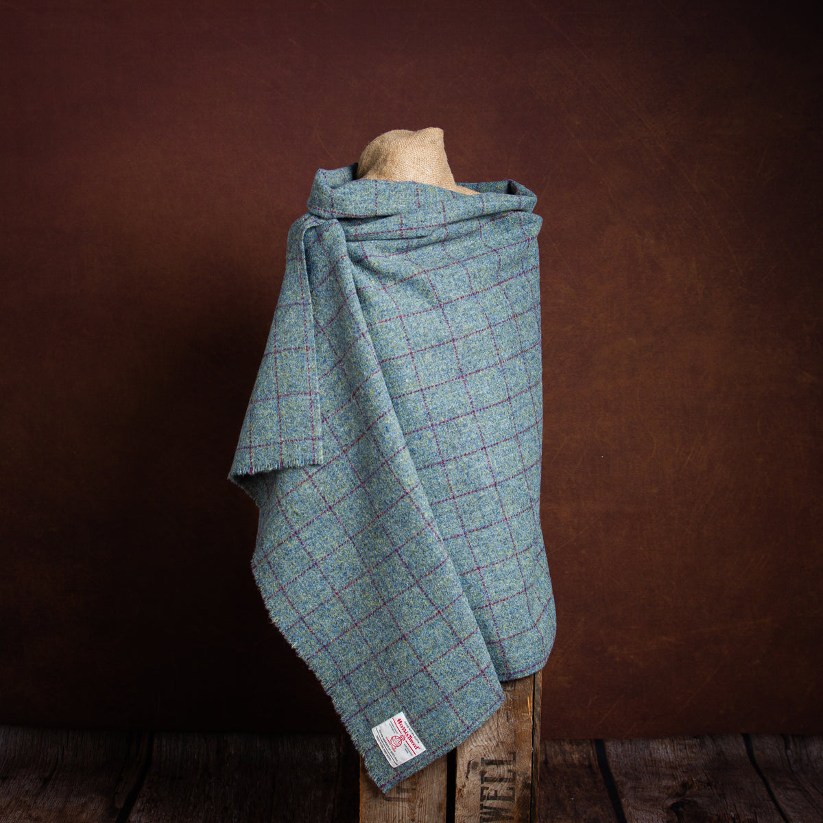 Harris Tweed Fabric 76 – Harris tweed Carloway Mill