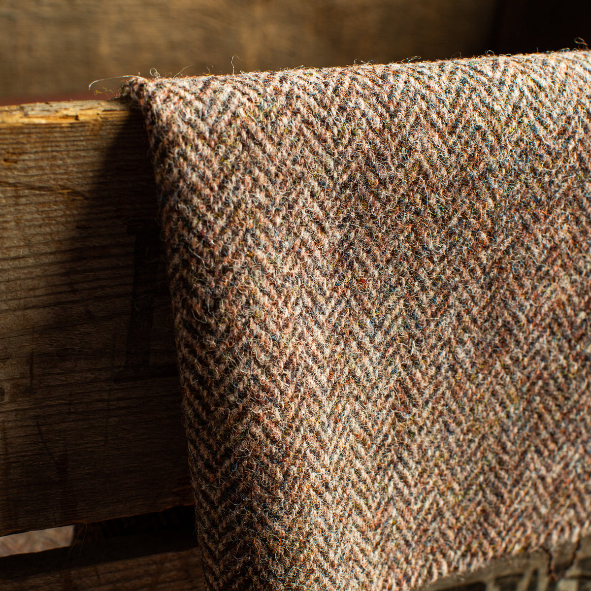 Harris Tweed Fabric 033 – Harris tweed Carloway Mill