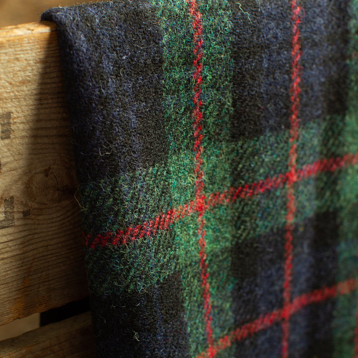 Harris Tweed Fabric 047 – Harris tweed Carloway Mill