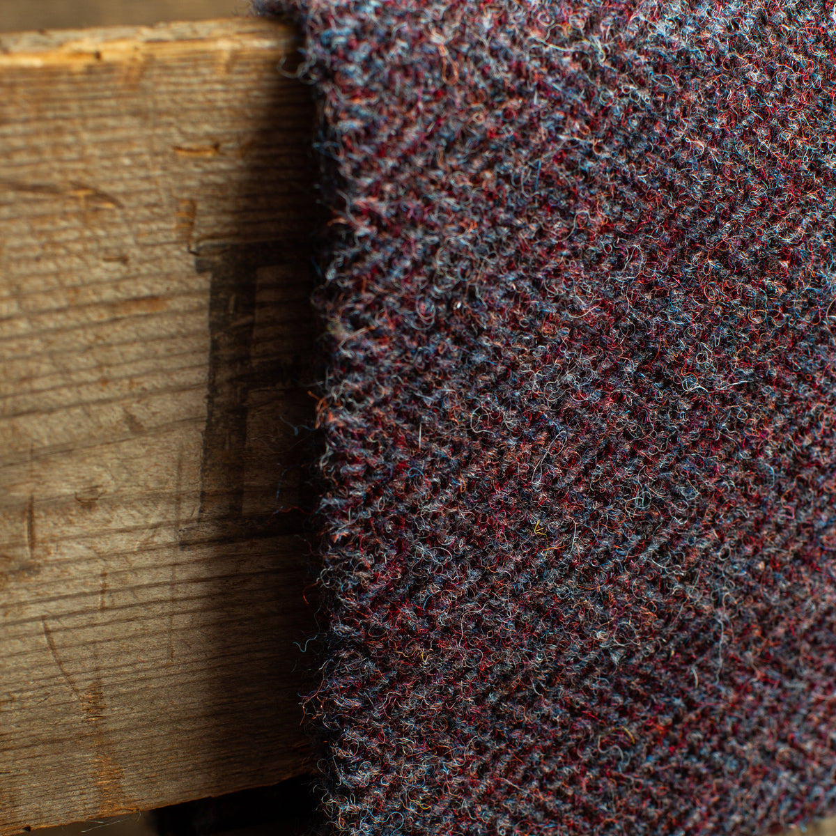 Harris Tweed Fabric 052 – Harris tweed Carloway Mill
