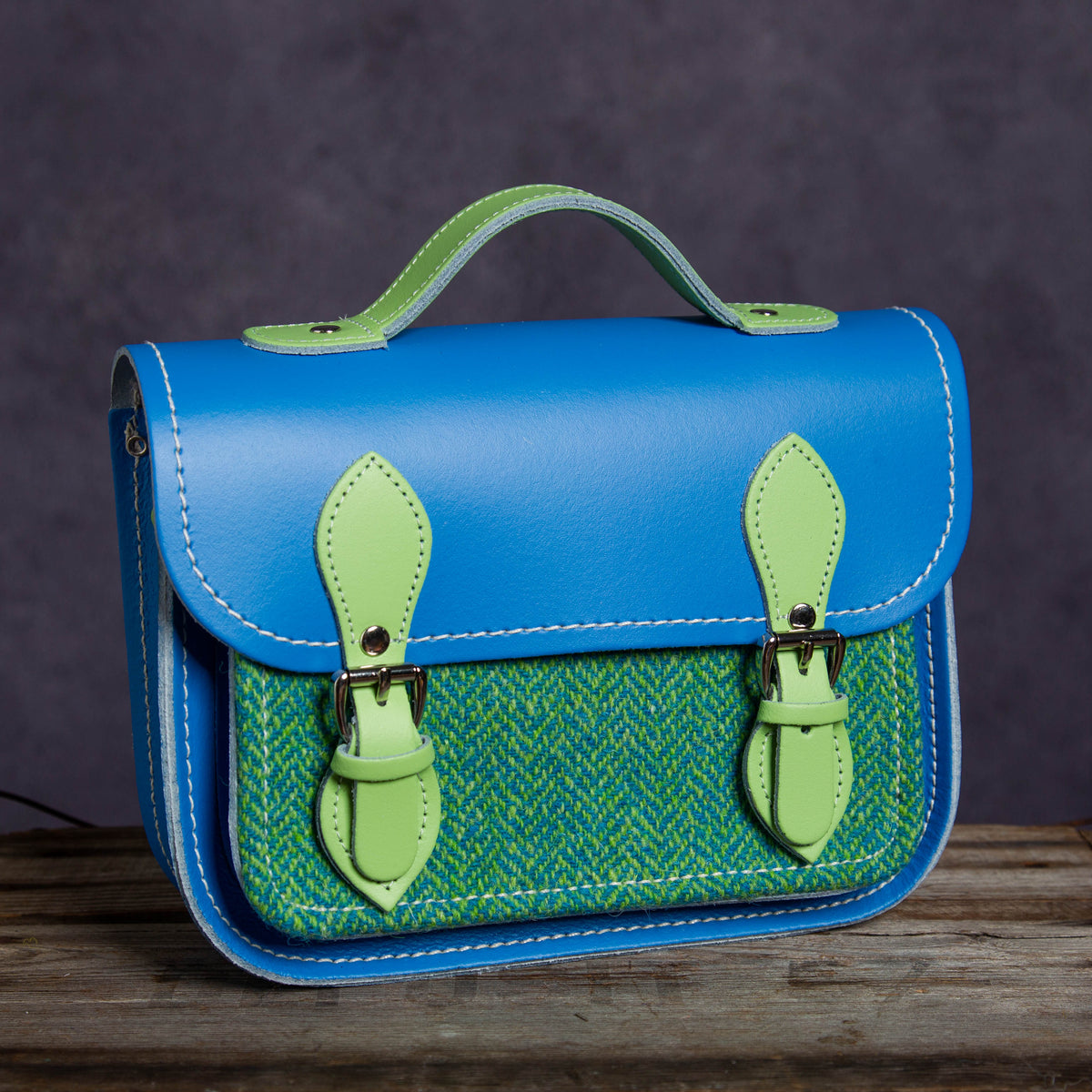 Large Satchel 05 – Harris tweed Carloway Mill
